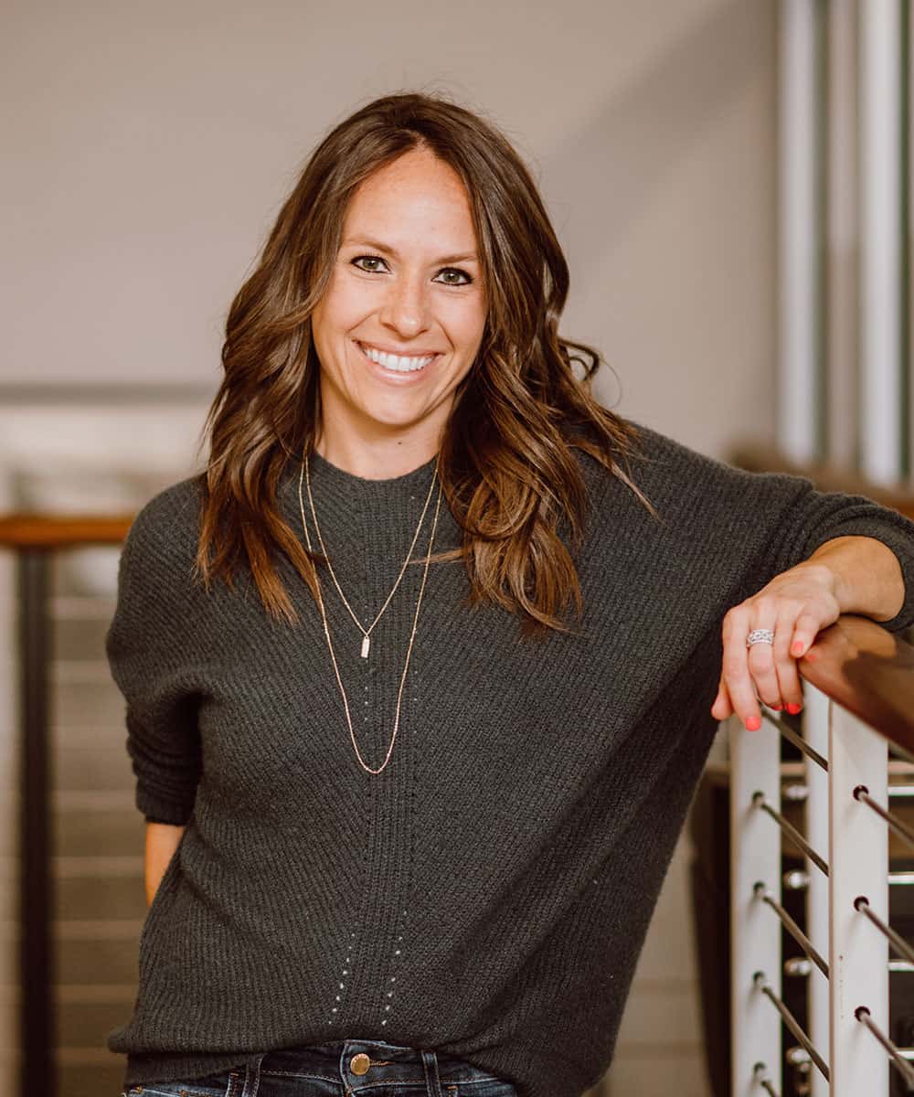 Amber Vilhauer - Impact-Driven Online Business Speaker